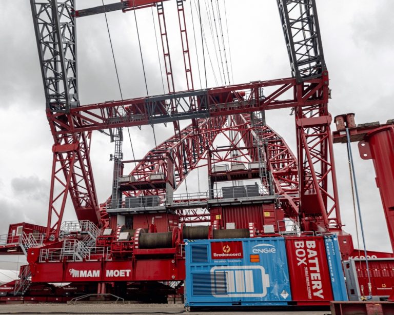 World's Strongest Land-Based Crane Tested - Permian Basin Oil and Gas ...